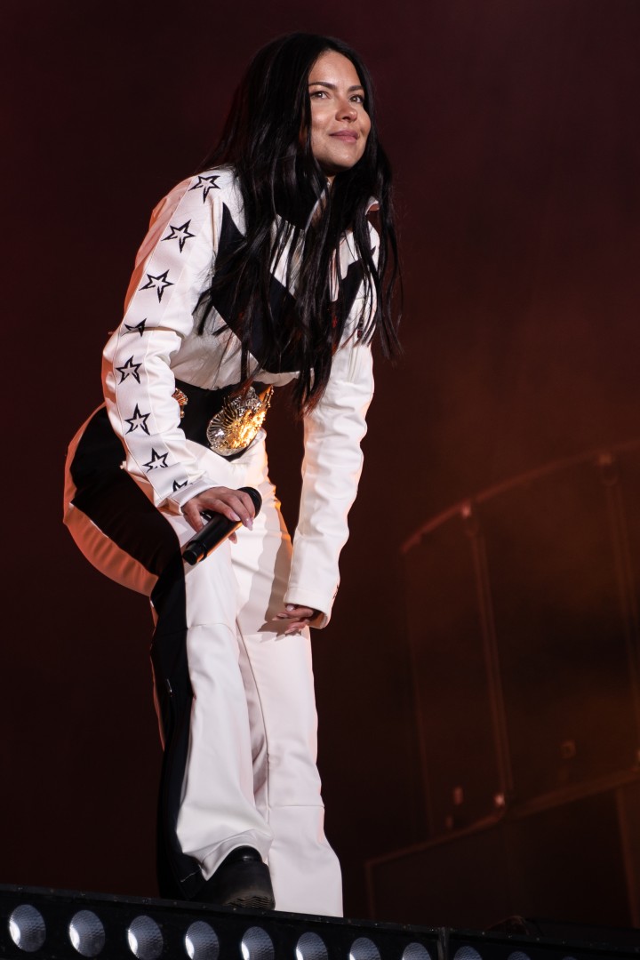 INNA at Pârtia Bradul in Poiana Brasov on March 4, 2023 (ac07403abc ...